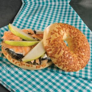 Bagel de salmón y queso ⋆ Larousse Cocina